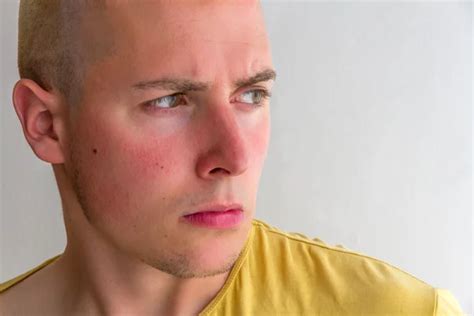 Imágenes De Hombre Sin Barba Libres De Derechos Depositphotos