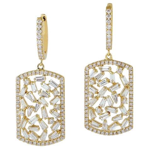 18 Karat Gold Diamond Earrings Drop Earrings Diamond Dangle Earrings
