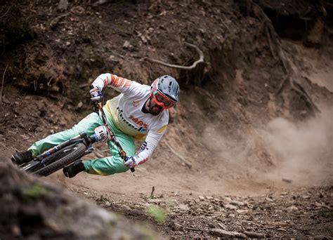 Why We Love The Forest Of Dean Mini Enduro The Ark Cycles Strouds Independent Bike Shop