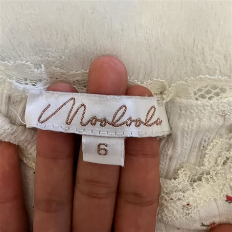 Mooloola City Beach Brand Set Of 2 Tank Tops Depop