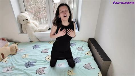 Tais Fångar Pojkvän På Jobbet Och Knullar Dan Och Bär Strumpbyxor För