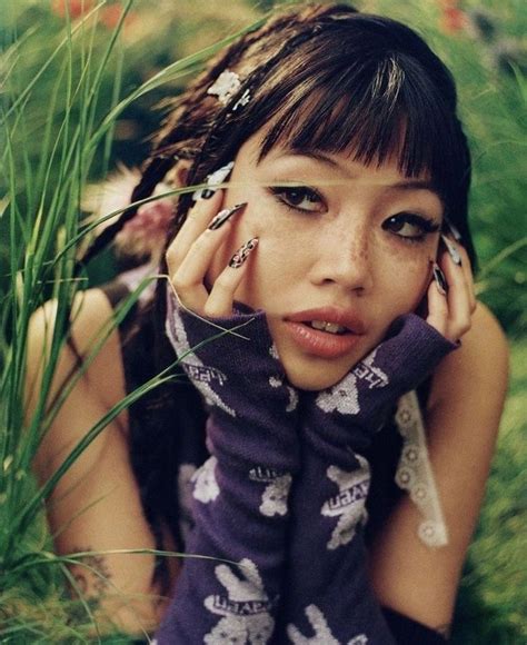 Beabadoobee Singer Pretty People Music Artists
