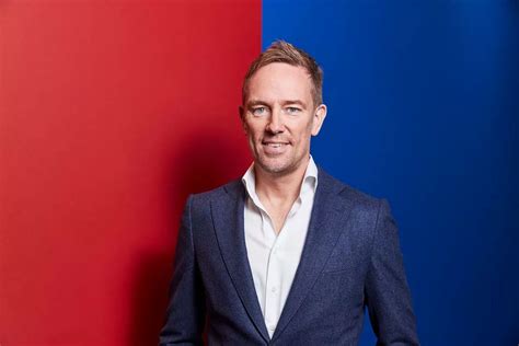 Simon Thomas Opens Up On Filling Jeff Stellings Boots On His Soccer Saturday Debut Daily Star