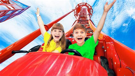 ديانا وروما منتزه عالم فيراري الترفيهي وسنغافورة Youtube