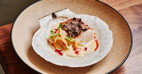 Uchi Texas Sushi Bar With A Cult Following Debuts In La Los