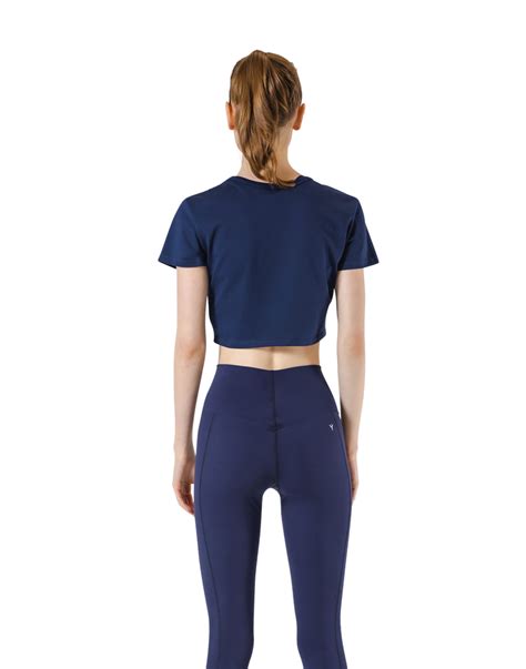 Standard Cropped T Shirt Navy LÝft