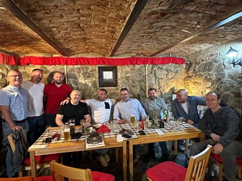 Friendship Kss Daniel Simo