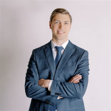 Introducing Breast And Body Plastic Surgeon Dr Peter Krasniak