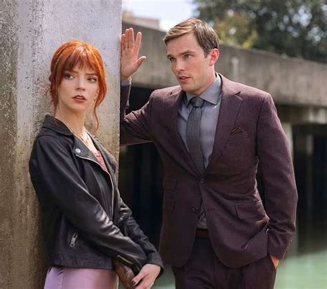 داستان فیلم منو با بازی رالف فاینز چیست؟ ویدیو