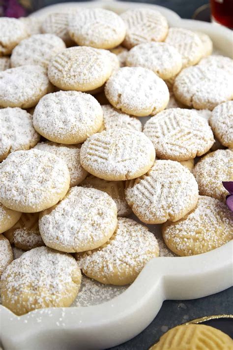 Kahk Cookies Egyptian Eid Cookies Recipe Egyptian Desserts Eid Cookies Recipe Eid