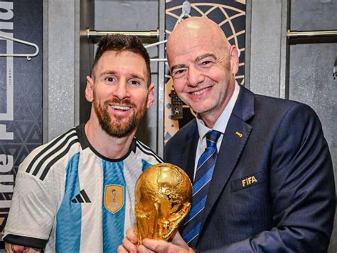 El Sentido Saludo De Cumpleaños Que El Presidente De La Fifa Gianni