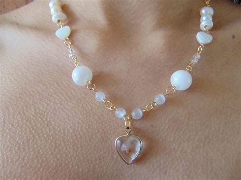 Bella Thompson Launches Online Jewelry Store