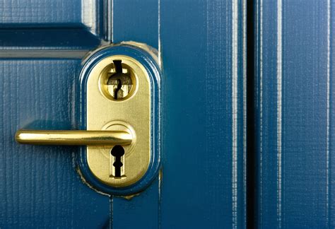 The Precision And Craftsmanship Of Key Cutting At Mb Locksmiths Mb Locksmiths