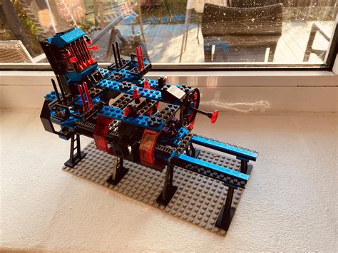 Space Lock Up Isolation Base Rlego