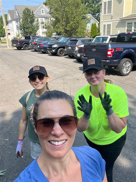 Hueber Breuer Construction On Linkedin Hb Cares About Our Community Last Week A Few Of Our