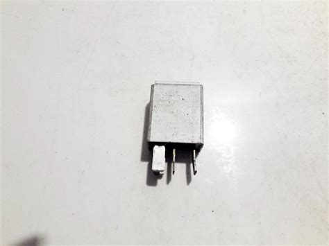 1k0951253 1k0 951 253 Relay module Volkswagen Passat 2006 - EIS00670266 ...
