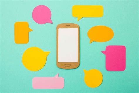 How To Deal With Bad Texters—and More Etiquette Advice From Jenna Bush Hager