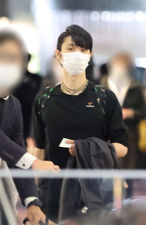 羽生結弦、衝撃の肉体改造「胸板分厚く」「腕にはくっきり血管」 鍛え上げられた姿にファンもため息｜newsポストセブン Part 4