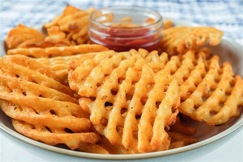 Waffle Fries Recipes Easy Pepperoni Pizza Waffle Fries Lfmp