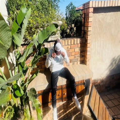 General Sinako Si • Threads Say More