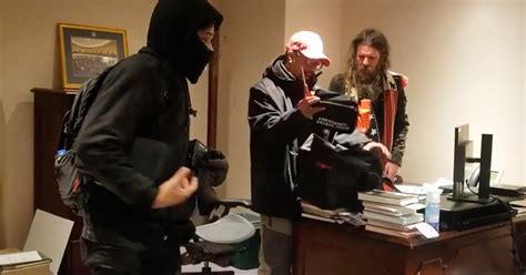 Jan 6 Rioters Trashed A Gop Senators Office And He Hasnt