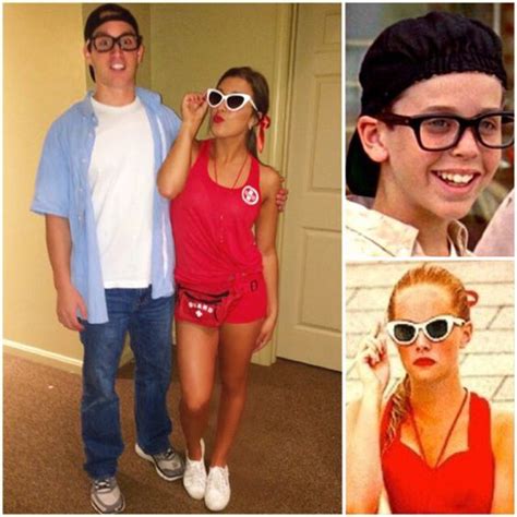 42 Halloween Costumes For Extremely Cute Couples Yourtango