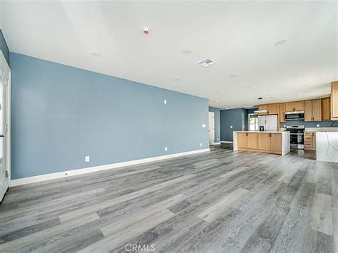 263 S 7th St Colton Ca 92324 Zillow