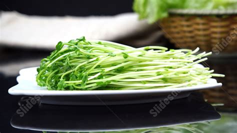 Green Vegetable Vegetables Map Powerpoint Background For Free Download Slidesdocs