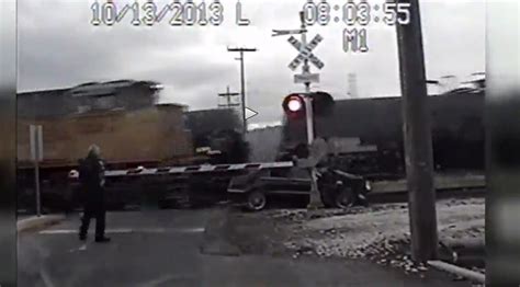 W211 E Class Hits Train Gets Hit By Another Train Autoevolution