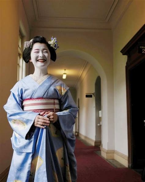 Sweet Senior Maiko Fukuna Miyagawacho Rgeisha