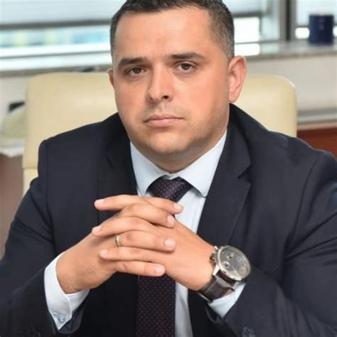 Novosti Plus 👏👏👏ponosna Vlasnica čarobnog Glasa Sara Bibić 25 Iz Kotor Varoša U Bosni I