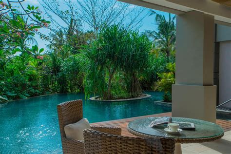 Modern Luxury Woven With Balinese Tradition The Ritz Carlton Bali