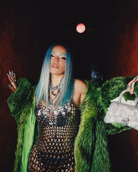 Jaw Dropping Sexy Photos Of Karol G Jaw Dropping Sexy Photos Of Karol G