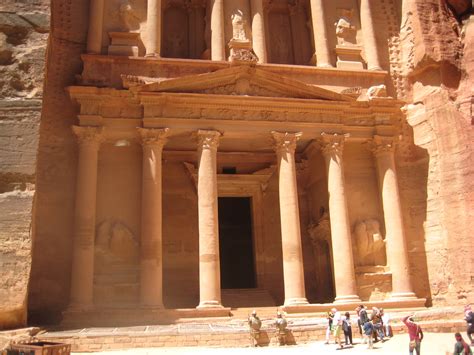 טיול בירדן עקבה פטרה ואדי רם עמאן גרש מדאבה הר נבו ואדי חסה נחל ארנון