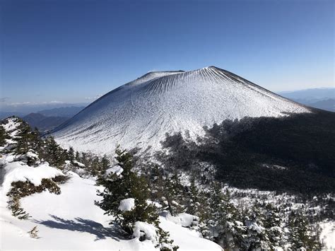 リベンジ！黒斑山〜蛇骨岳 浅間山・黒斑山・篭ノ登山の写真15枚目 蛇骨岳へと続く道は、ガトーショコラを眺め Yamap ヤマップ