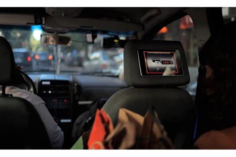 Digital Studio Presenta El Detrás De Escena De Taxi De Almacén Para