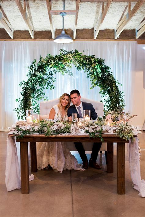 15 Main Table Wedding Ideas Sweetheart Table Wedding Wedding Table