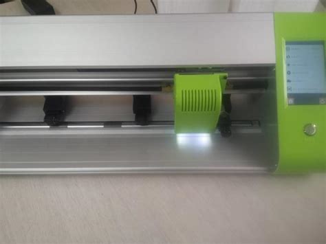 Automatic Contour Cut Green Mini Cutting Plotter Mini Ccd450l