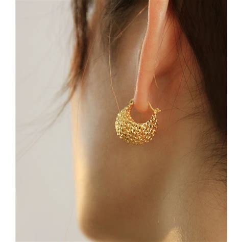 새로운 프랑스 레트로 골드 컬러 기하학 할로우 아웃 라운드 볼 스터드 귀걸이 패션 여성 여행 쥬얼리 Huanzhi 2022 Aliexpress