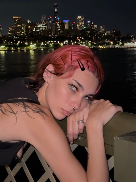 Tyler Bikinichicmiami Not Easy Being Green Instagram