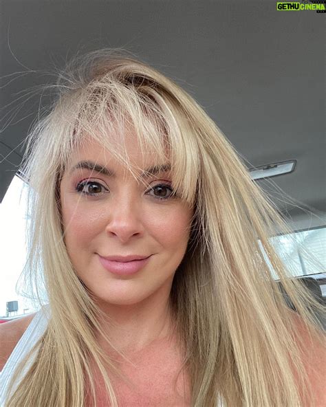 Tanea Brooks Wiki Biography Age Gallery Spouse And More