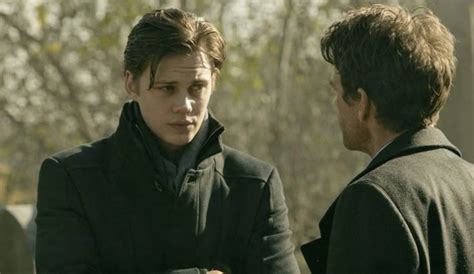 Bill Skarsgard Behind The Scenes Bill Skarsgård Roman