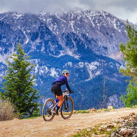 Lorena Arce 🇨🇴 Lorena Arcee • Instagram Photos And Videos