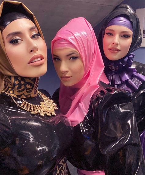 More Classy Latex Ladies Source Sebastian Cauchos Rshinyporn