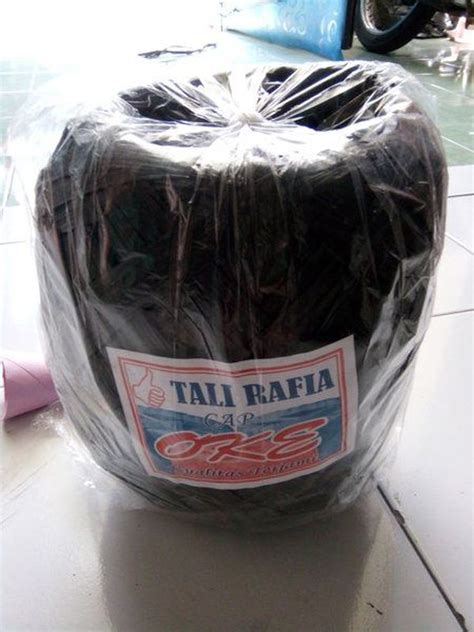 Tali Rafia Besar Oke