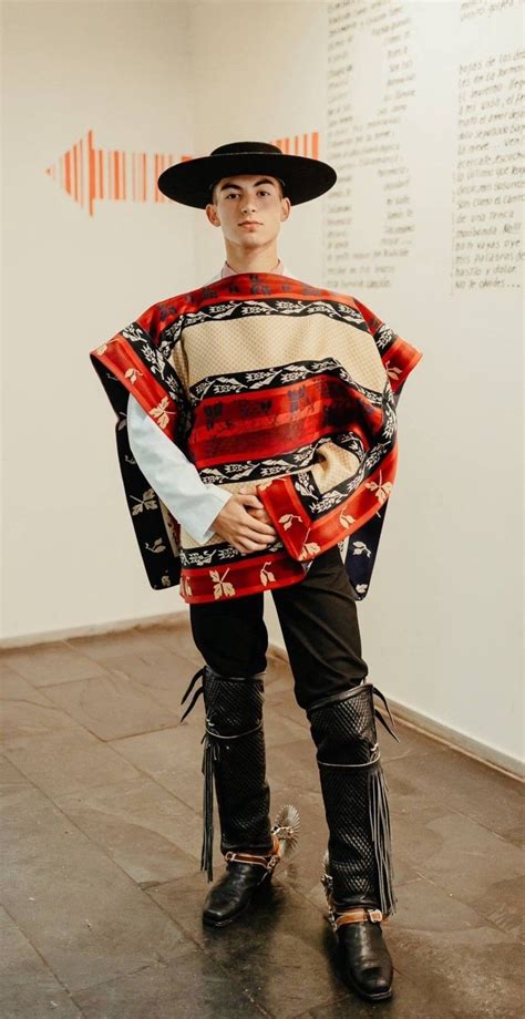 Huaso Chileno Vestimenta Tradicional Cultura Chilena Chile Cueca Chilenos Vestimenta