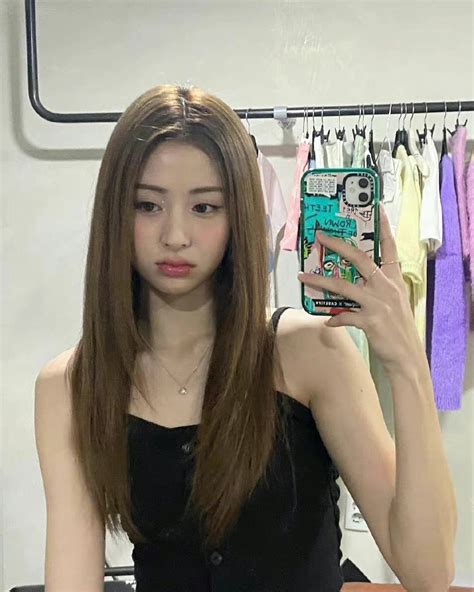 Lesserafim许允真 堆糖,美图壁纸兴趣社区 Lesserafim许允真 堆糖,美图壁纸兴趣社区