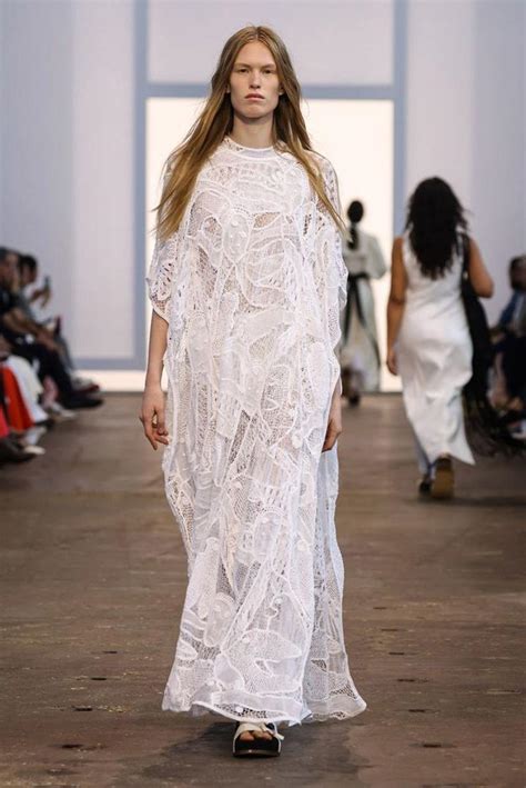 2024 İlkbaharyaz Moda Trendleri