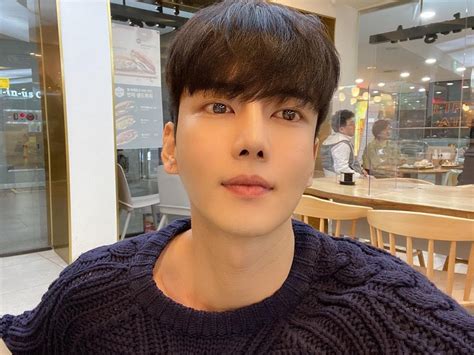 135만 조회 수 돌파생방송서 Bj 김인호랑 성관계 했다 폭로한 여성 영상 위키트리
