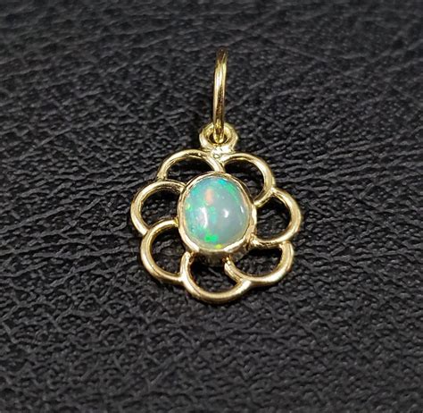18k Gold Oval Opal Flower Shape Pendant Opal Jewelry Ethiopian Opal